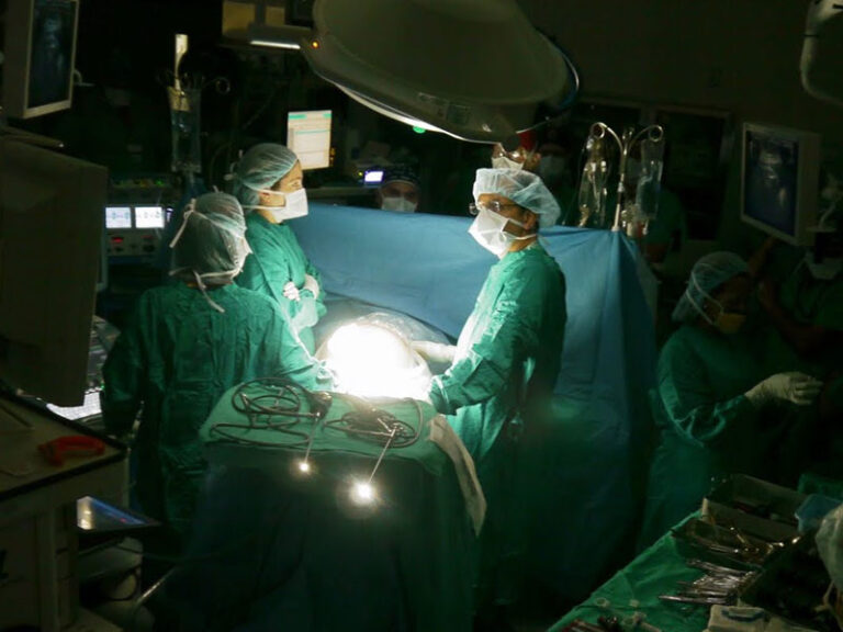 Doctors at The Fetal Institute, Miami are conducting a clinical trial ...